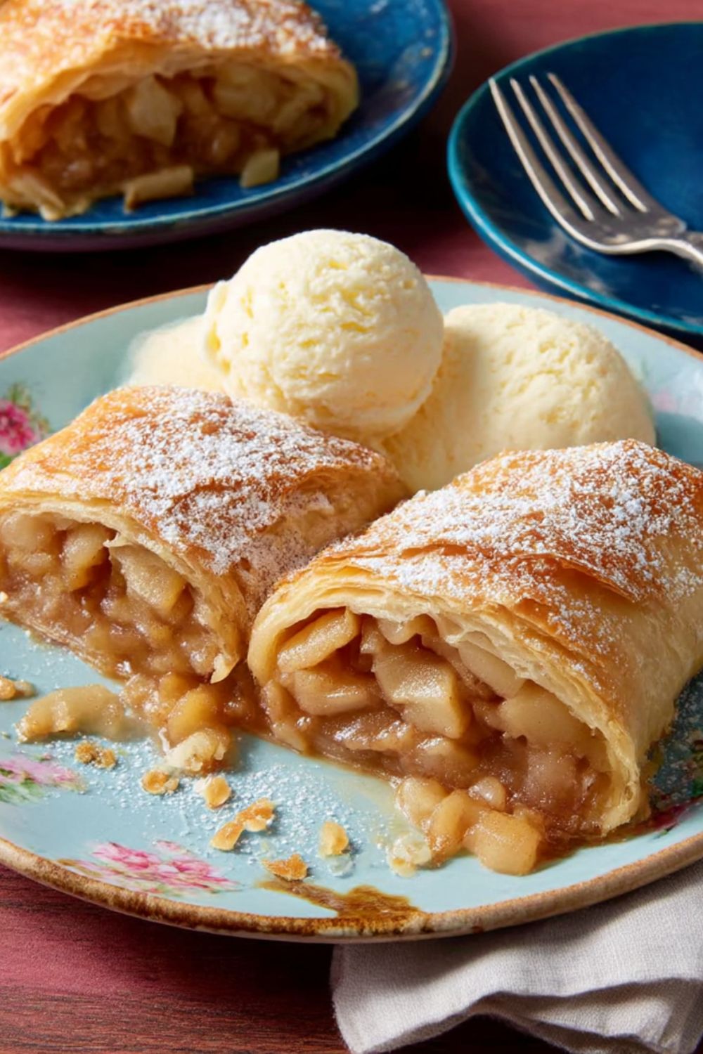 Apple Strudel Recipe - Marry Kitchen