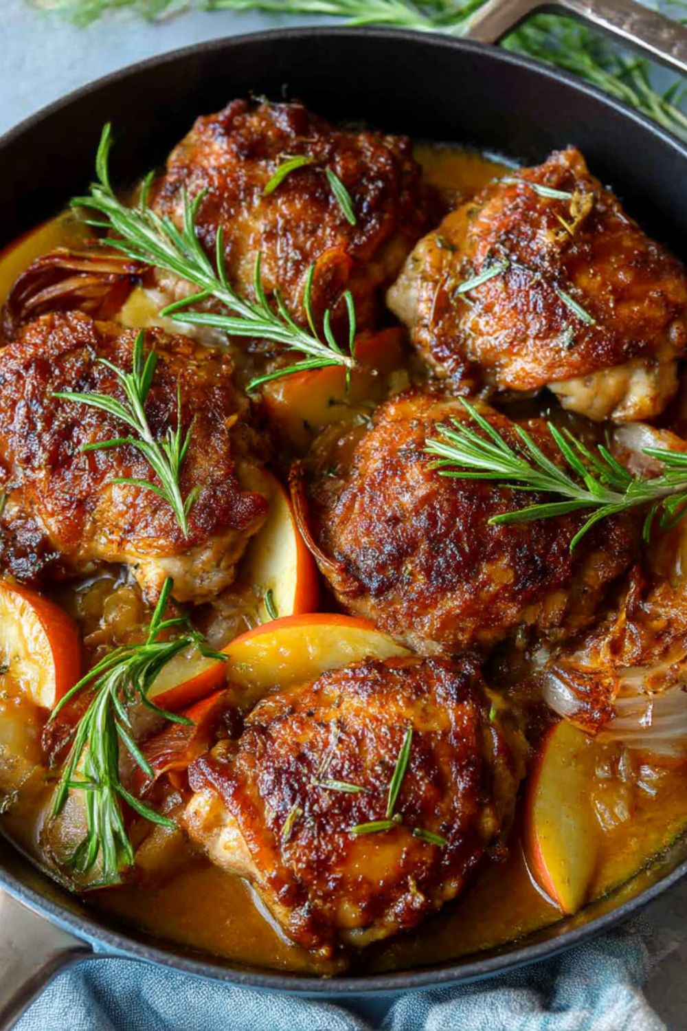 Rosemary Apple Cider Chicken Recipe - Marry Kitchen